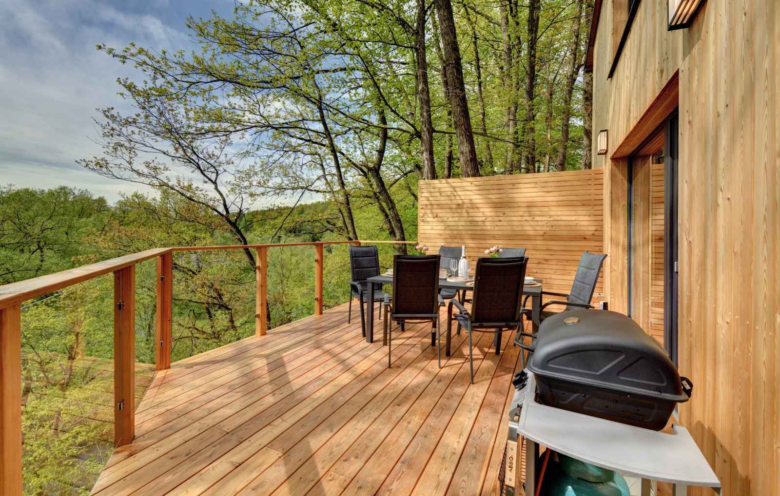 Riverside Cabin – discover and book on Slowhop.com