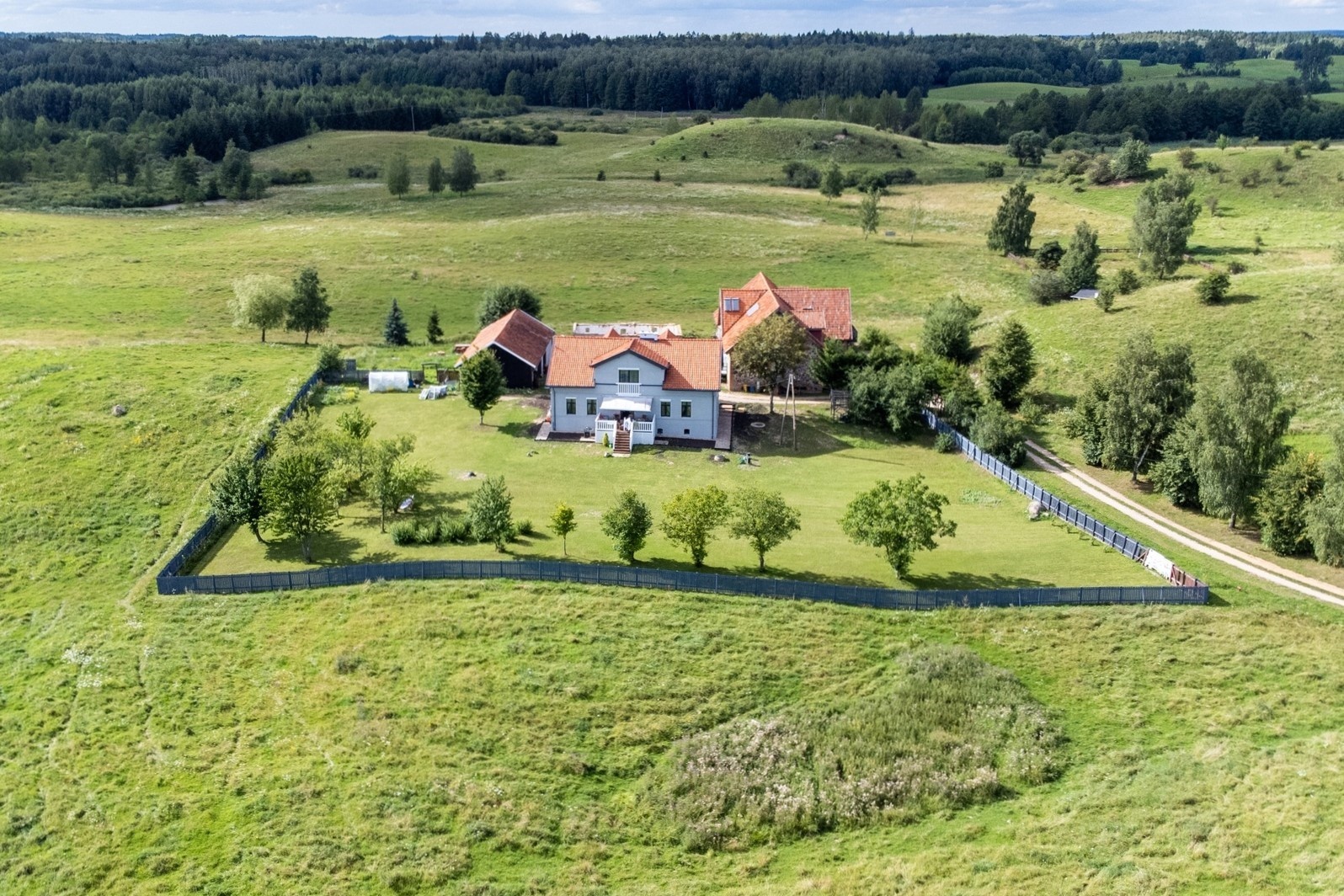 Talki_46. Ostoja dla dorosłych - odkrywaj i rezerwuj na Slowhop.com